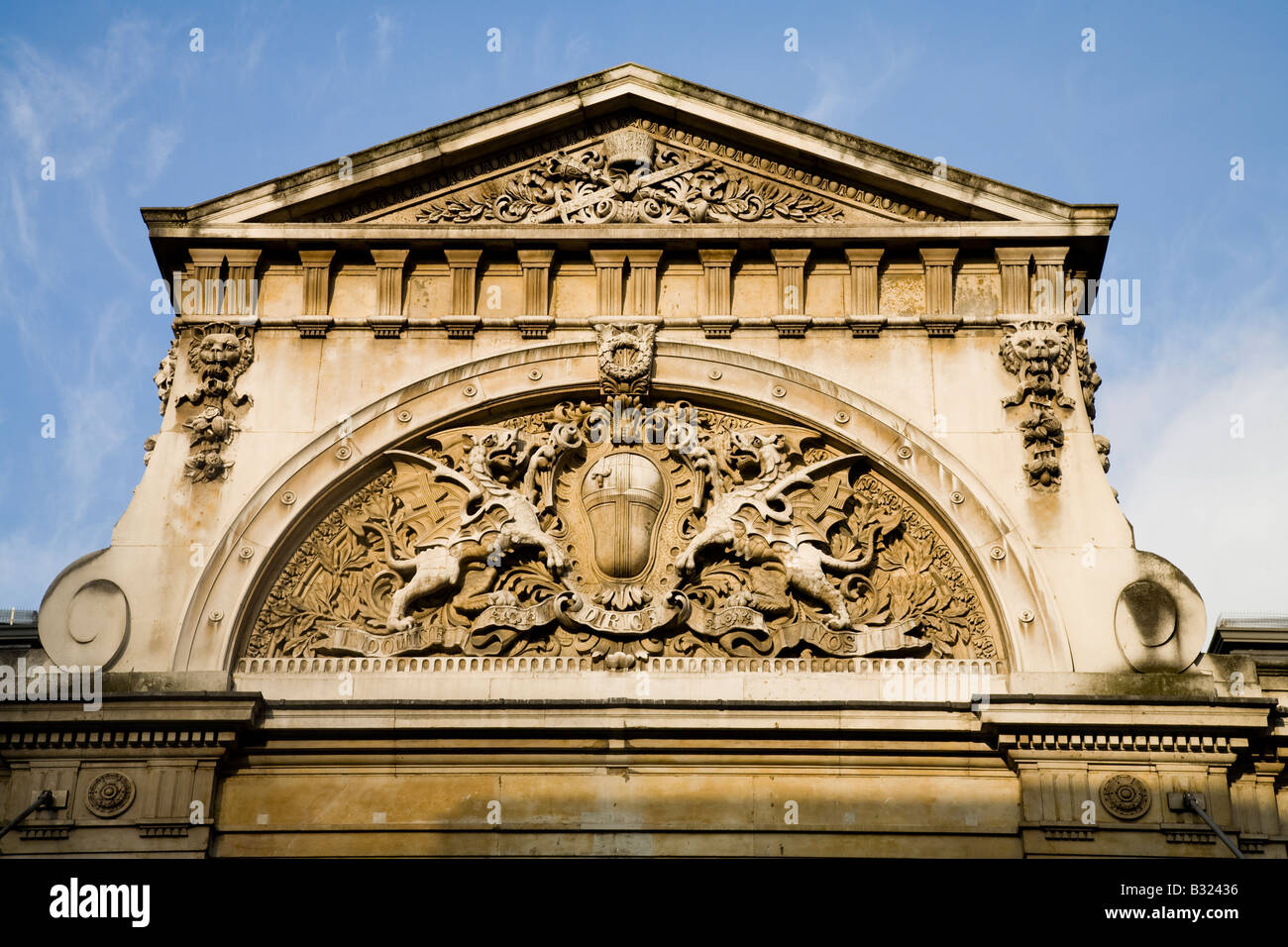 Latin motto of the city of london hi-res stock photography and images ...