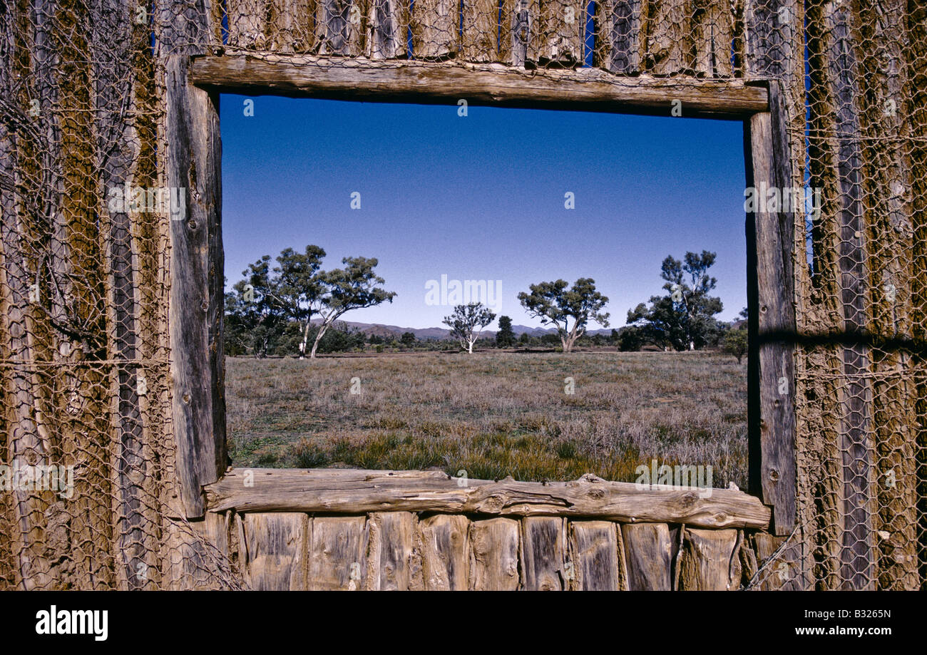 Ruined hut, Australia Stock Photo - Alamy