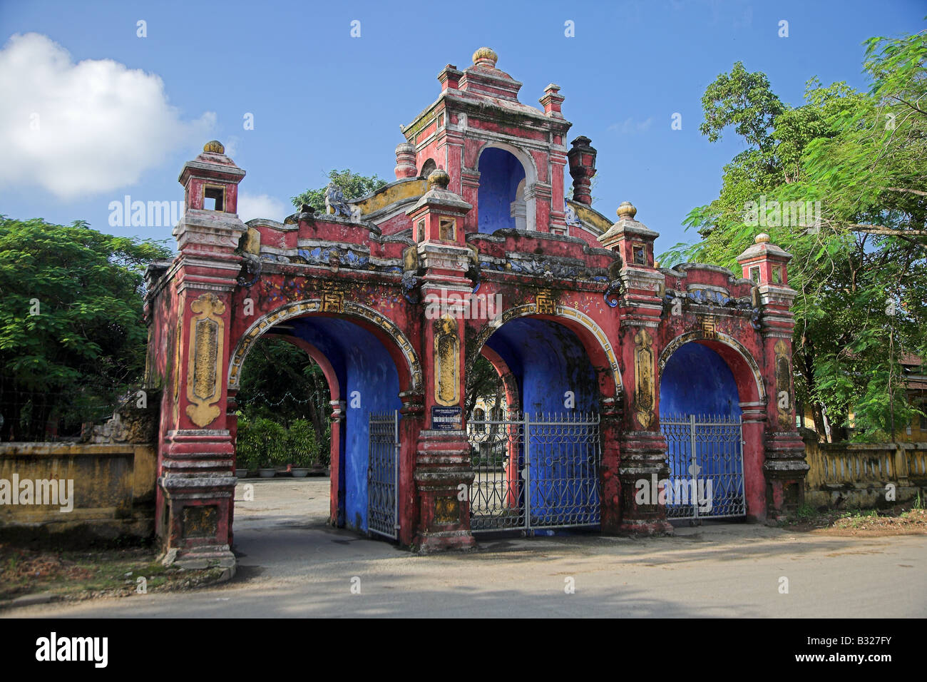 Gate within gate hi-res stock photography and images - Alamy