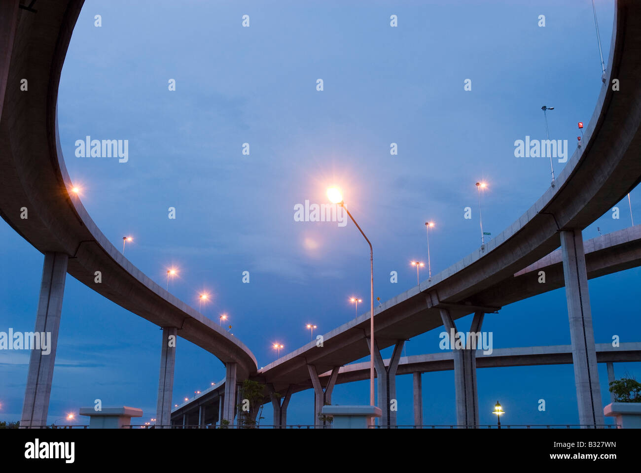 Highway bridges dusk in bangkok hi-res stock photography and images - Alamy