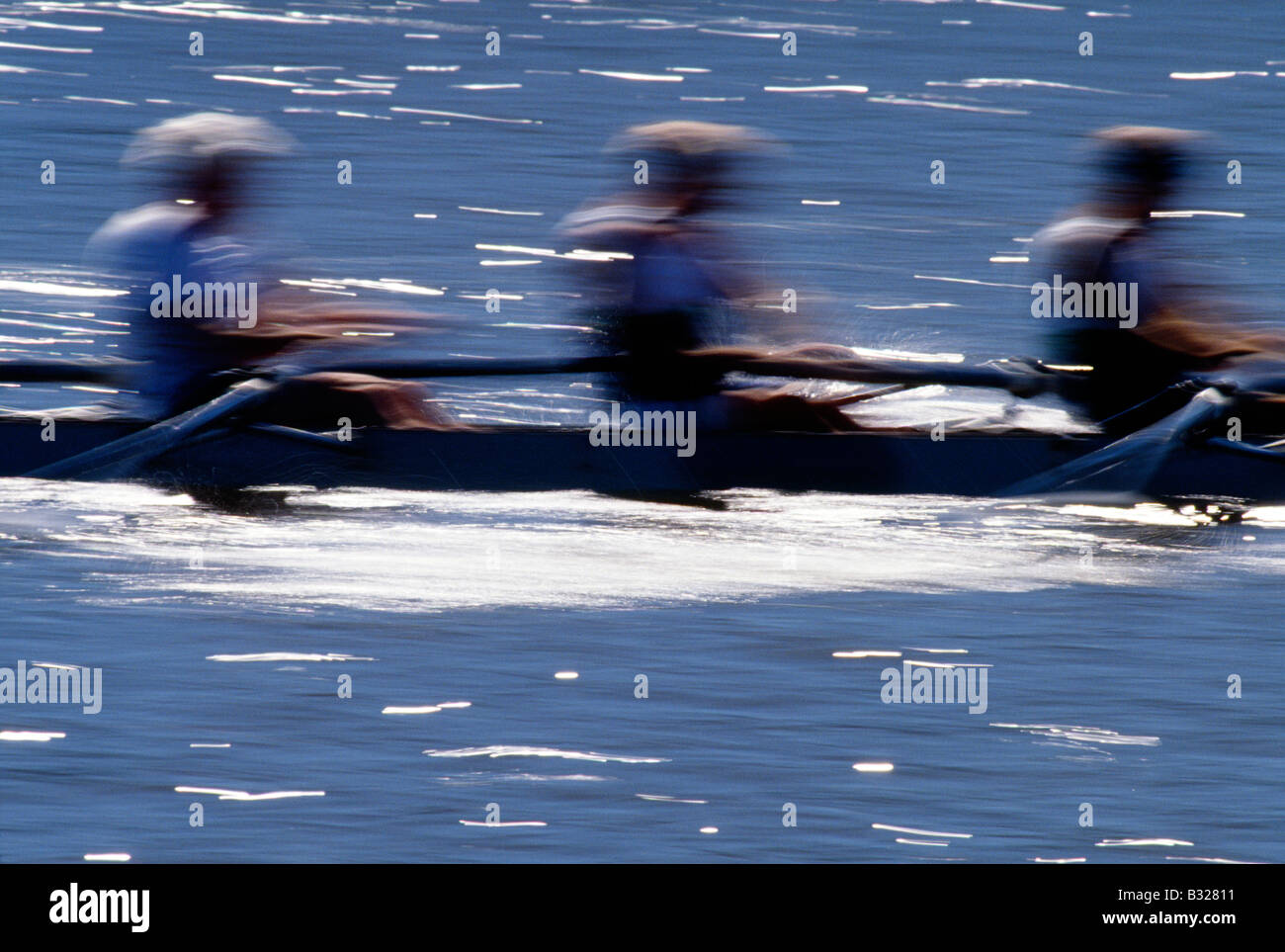 Scullers rowing on the Schuylkill River Stock Photo - Alamy