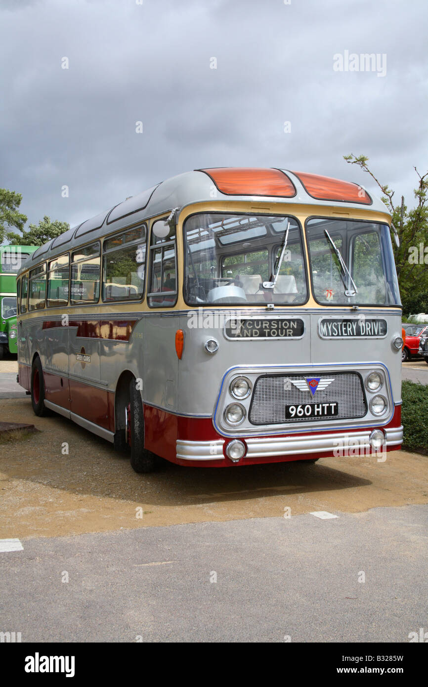 Aec reliance coach hi-res stock photography and images - Alamy