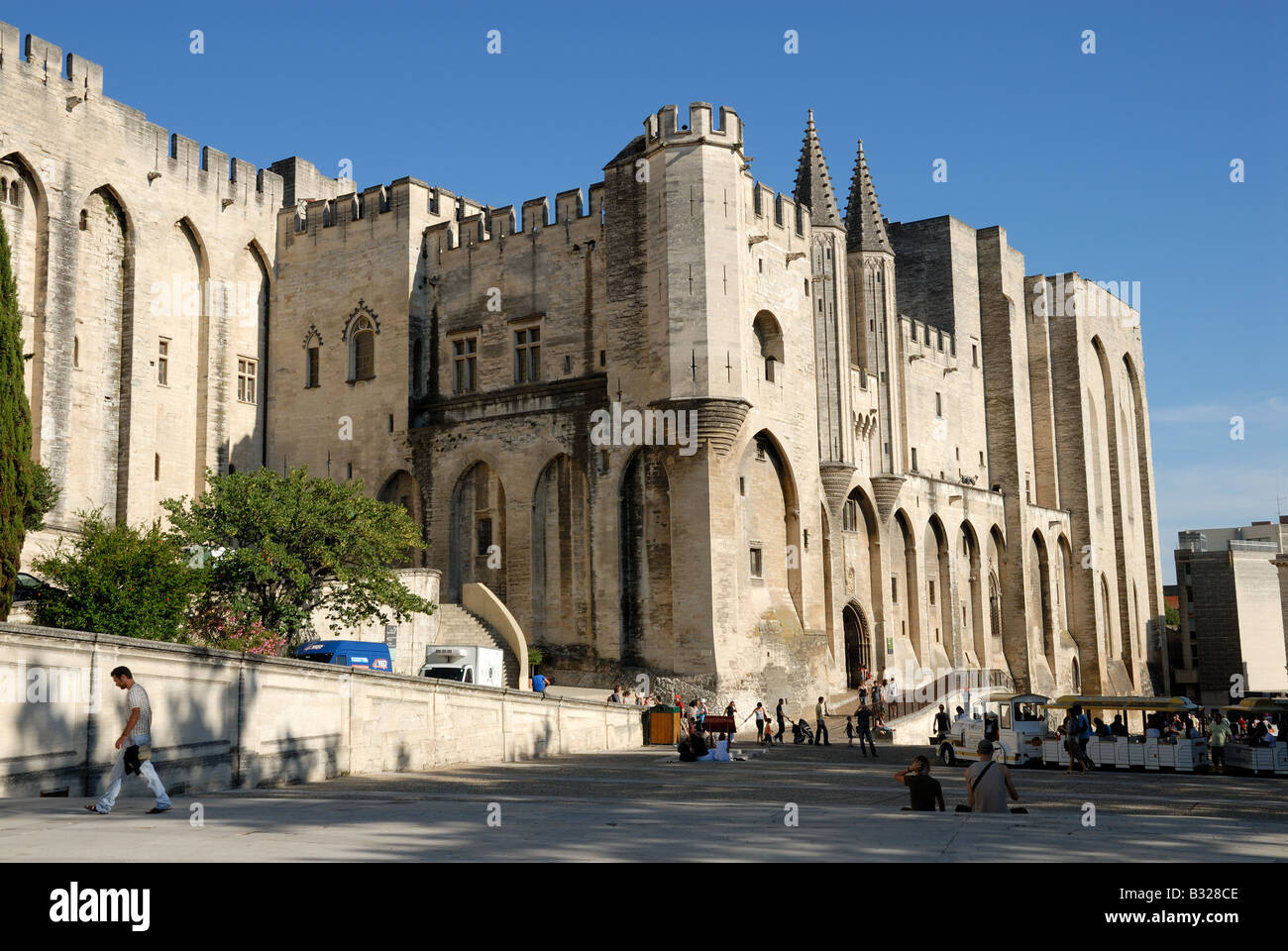 Pope palace hi-res stock photography and images - Alamy