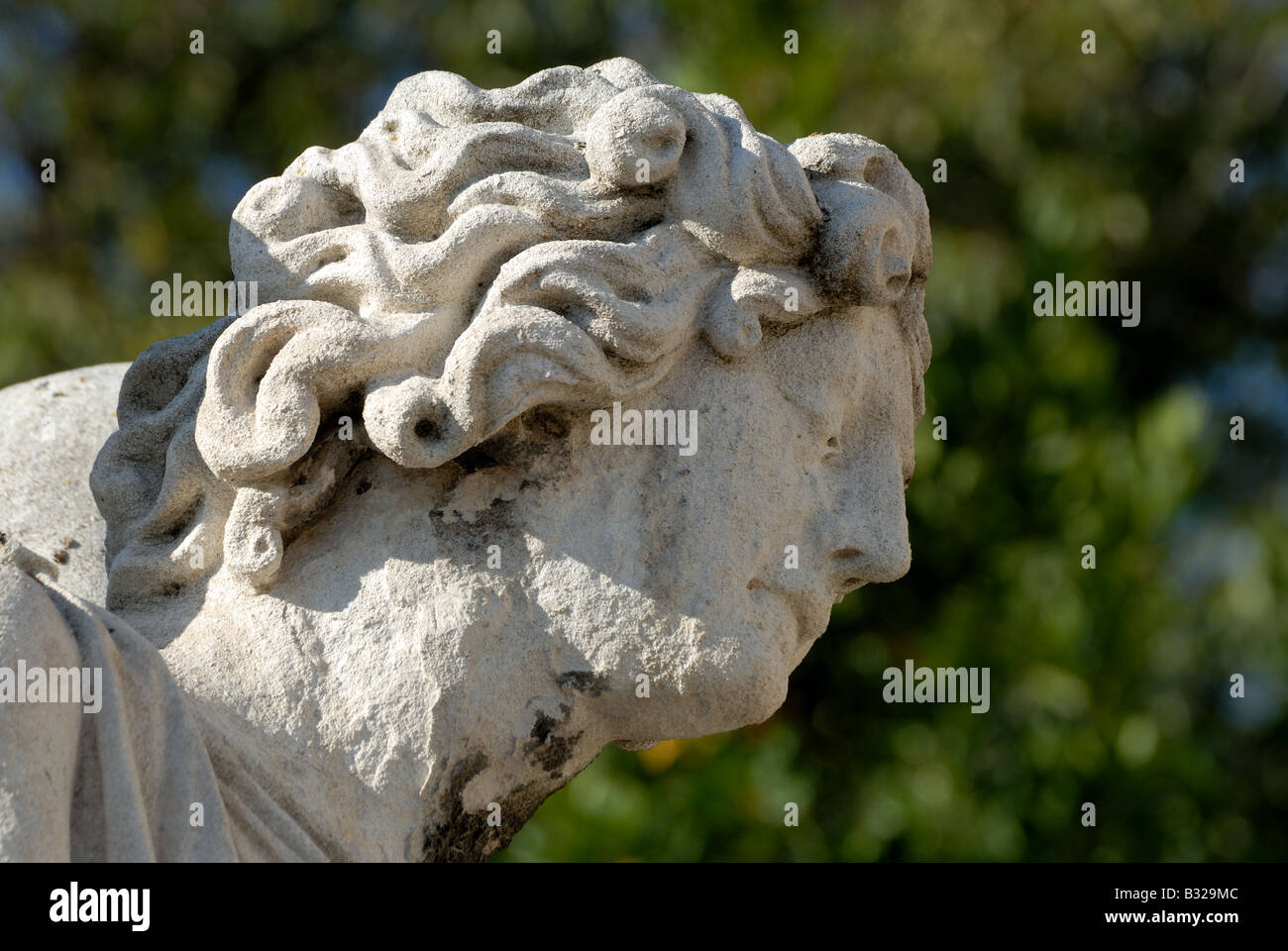 Roman statue face woman hi-res stock photography and images - Alamy