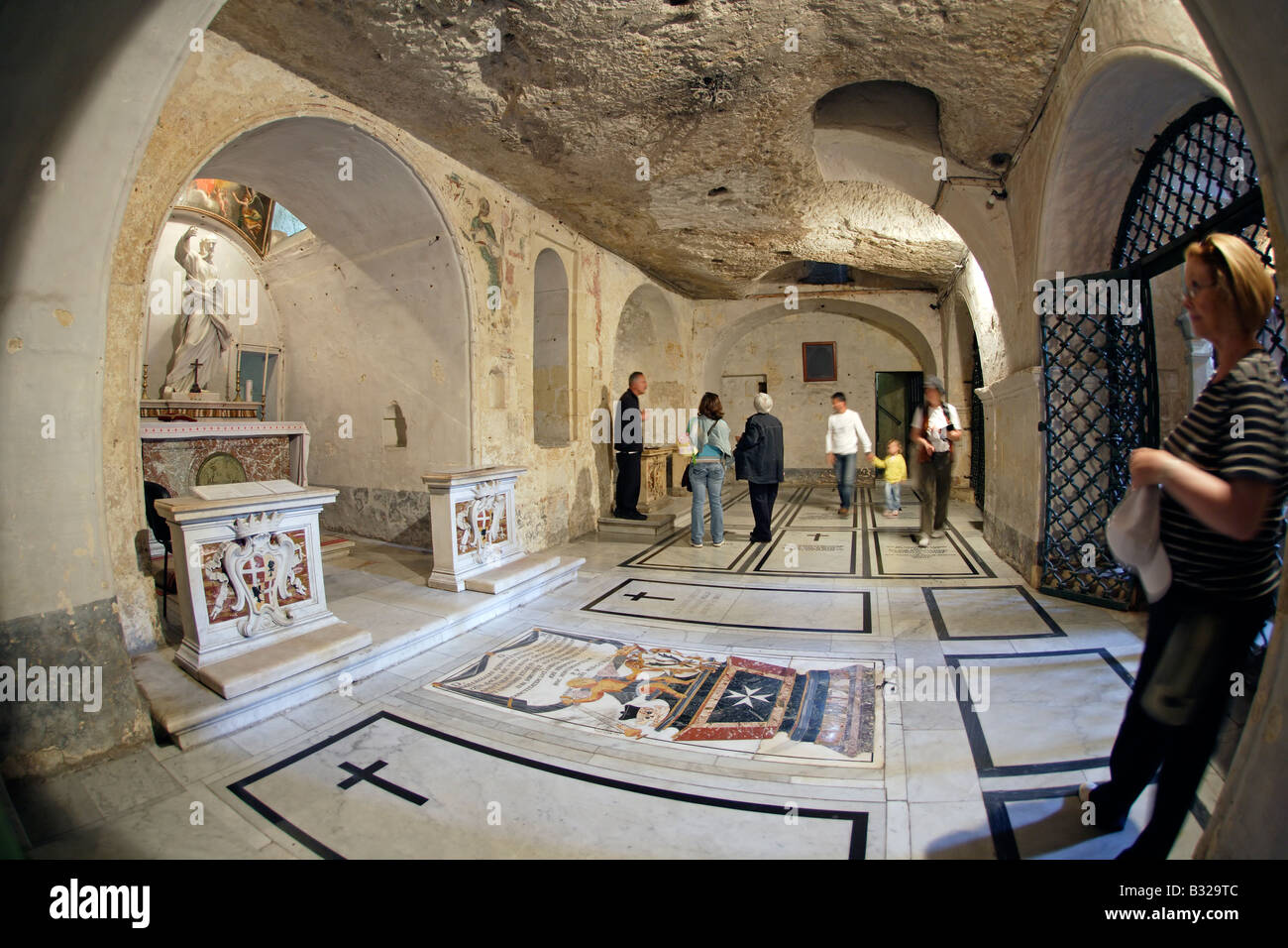 Malta rabat st pauls church grotto hi-res stock photography and images ...