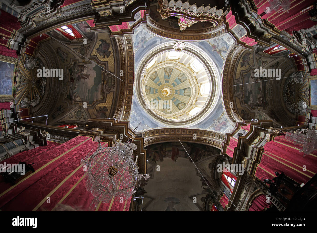 St pauls parish church interior showing ceiling and dome hi-res stock ...
