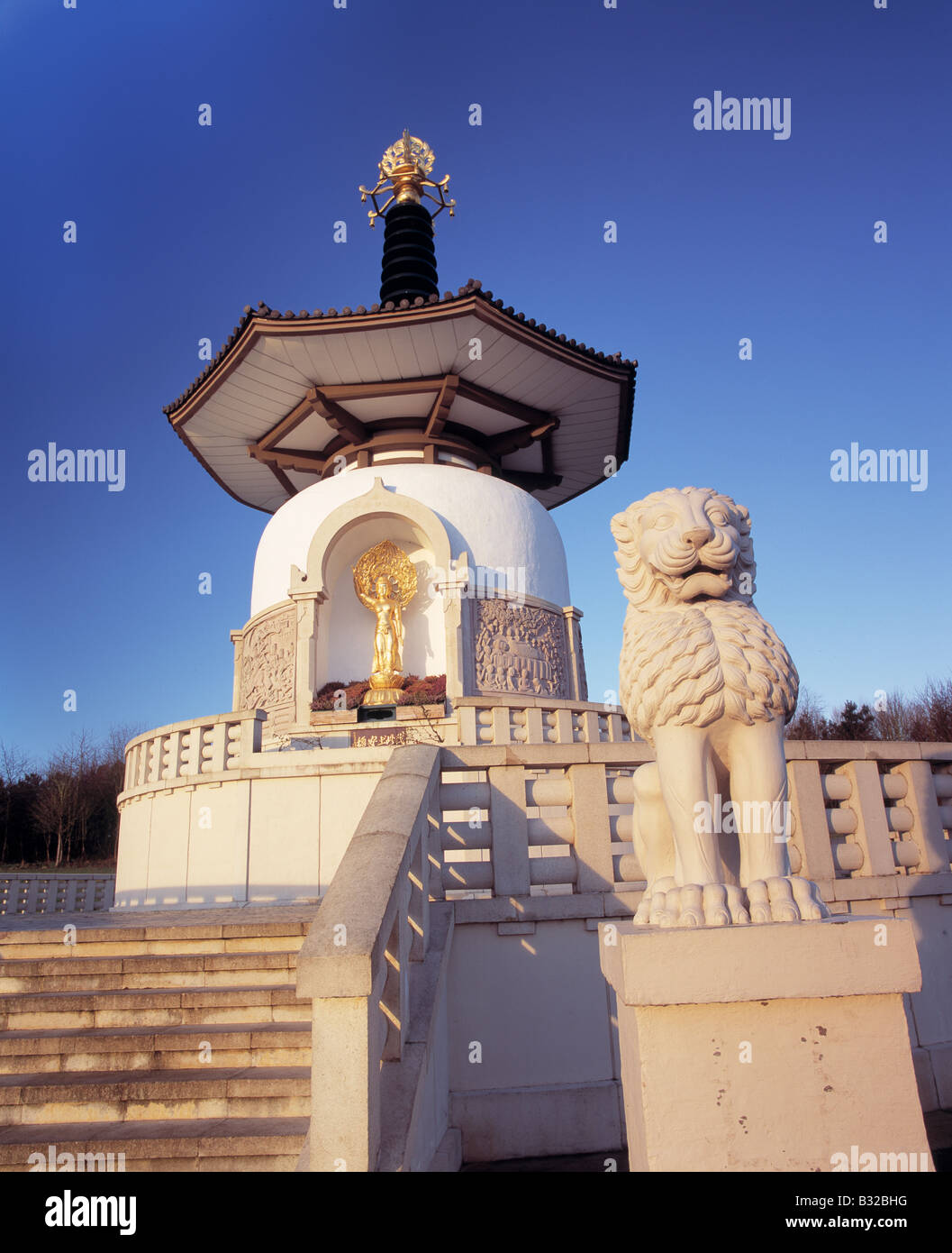 Peace Pagoda Milton Keynes Buckinghamshire England Stock Photo - Alamy