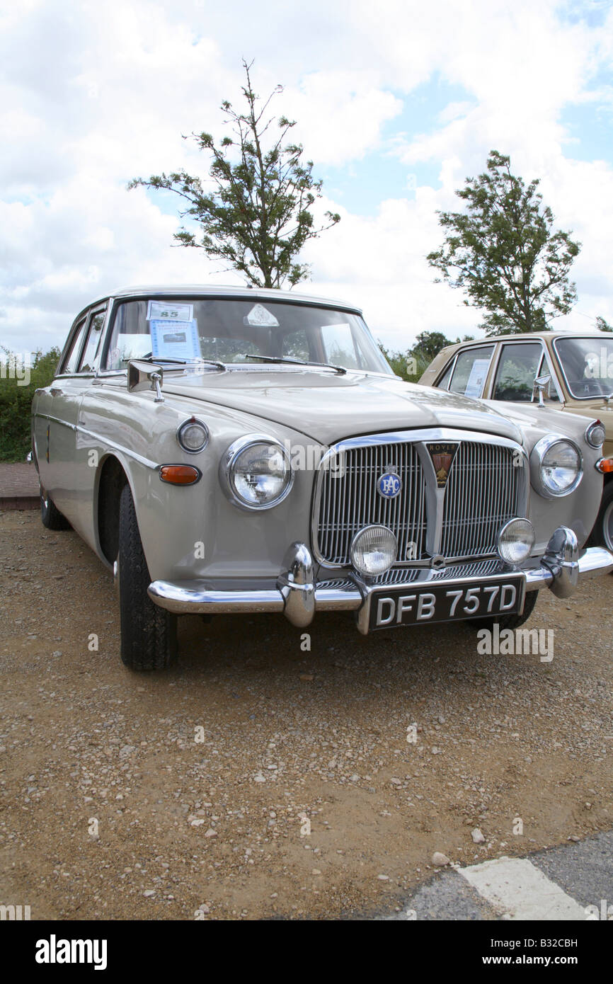 Rover p5 coupe hi-res stock photography and images - Alamy