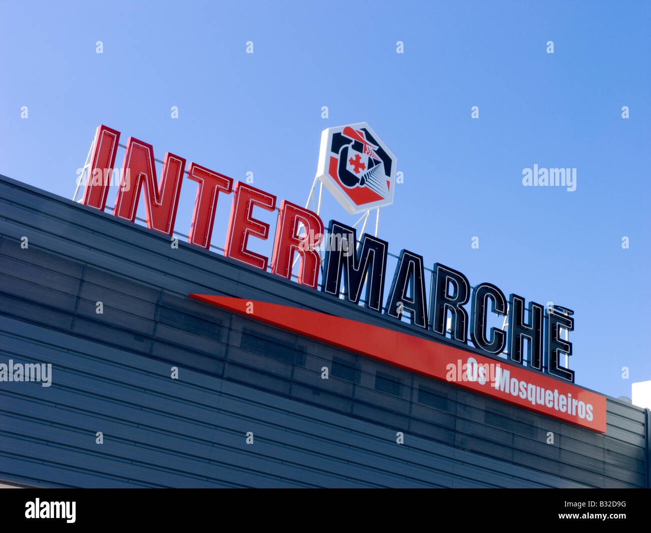Intermarche logo hi-res stock photography and images - Alamy