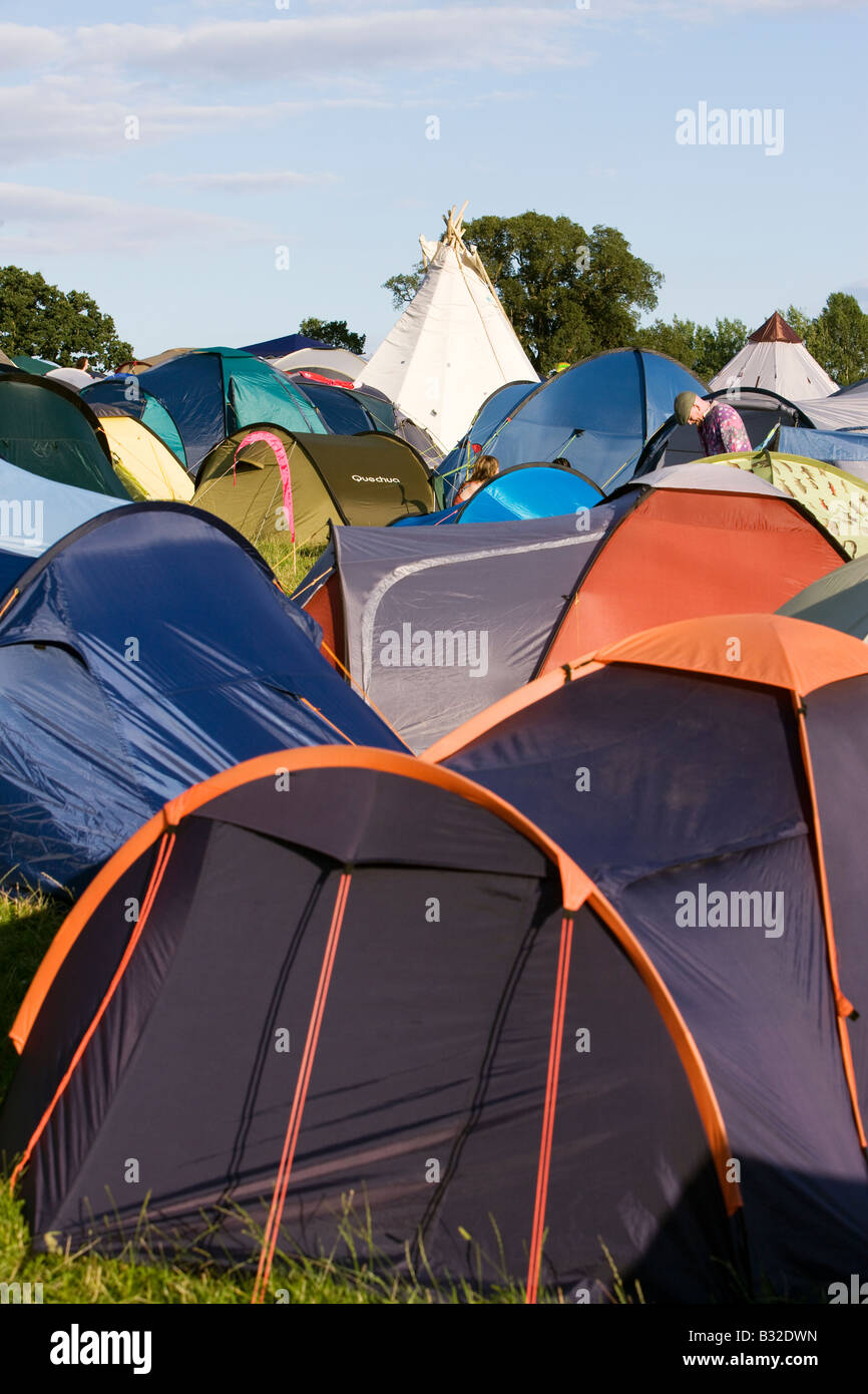 Big tents hi-res stock photography and images - Alamy