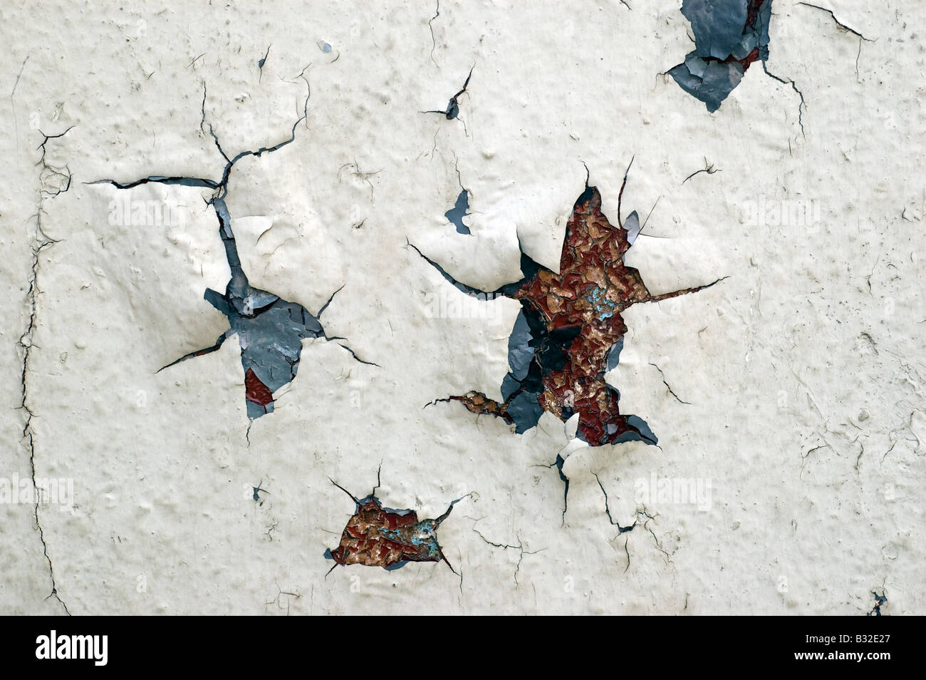 Cracked peeling layers paint hi-res stock photography and images - Alamy