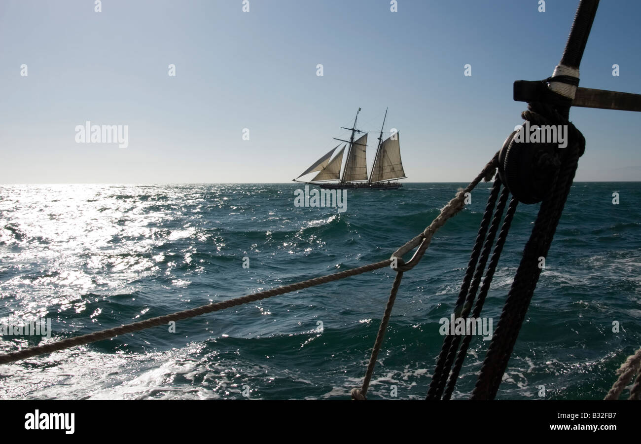 Tall ship sailing hi-res stock photography and images - Alamy