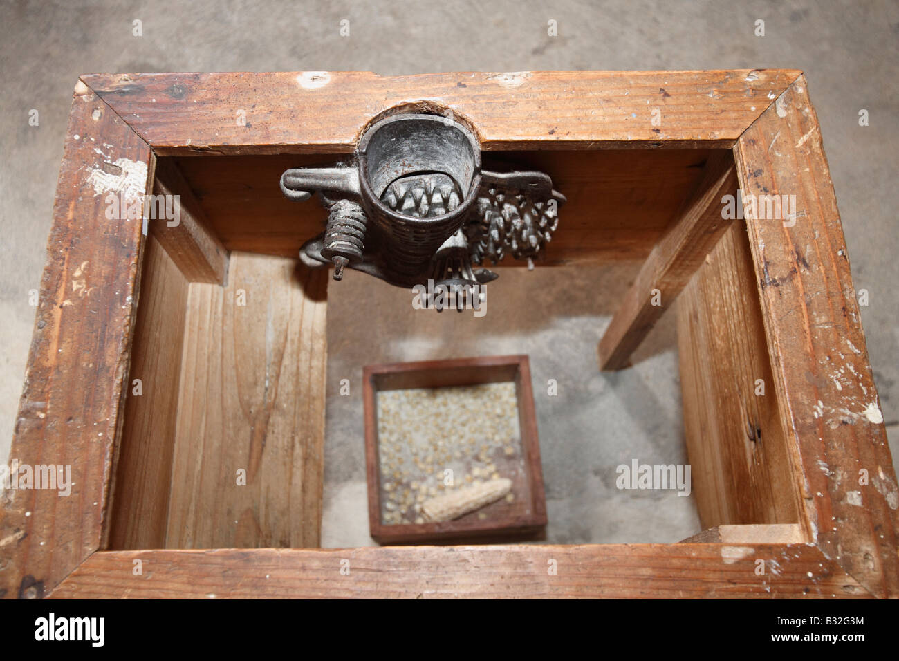 Manual operated maize cob sheller Stock Photo - Alamy