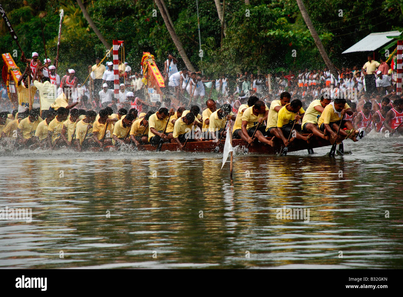 Nehru Trophy boat race at alleppey,Kerala,India Stock Photo - Alamy