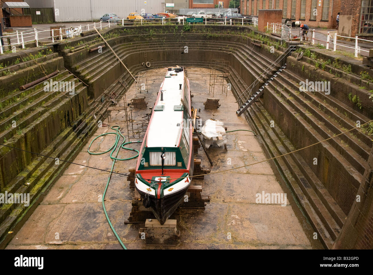 Dry dock for narrow boat hi-res stock photography and images - Alamy