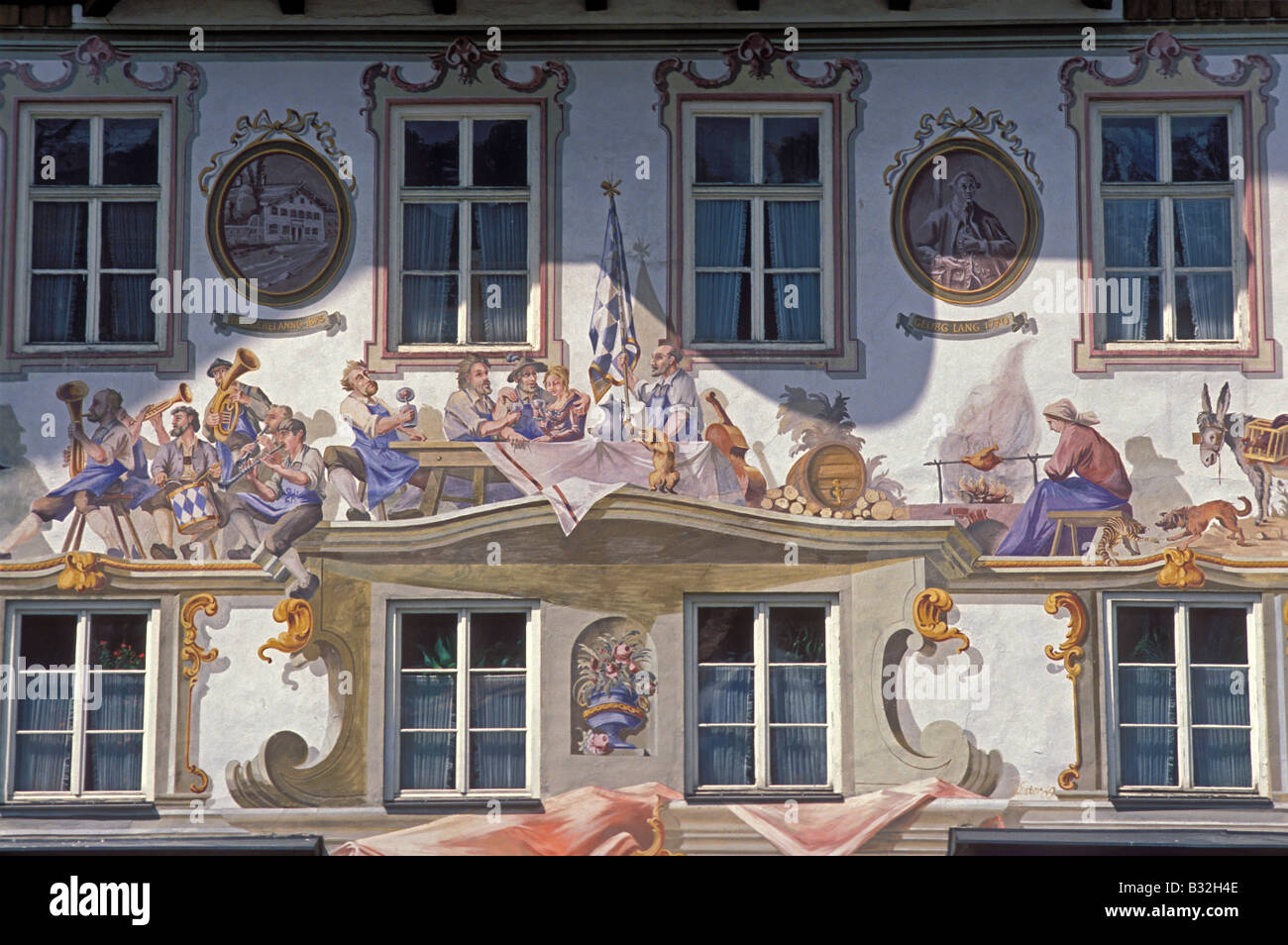Bavarian passion play town hi-res stock photography and images - Alamy