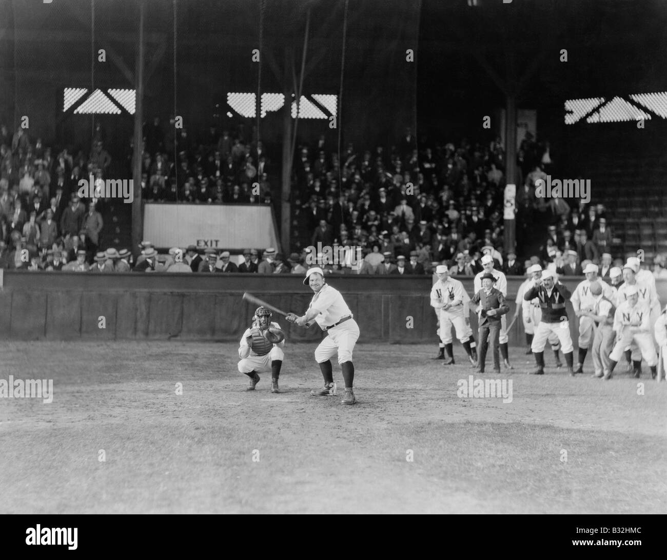 Large crowd in stands Black and White Stock Photos & Images - Alamy