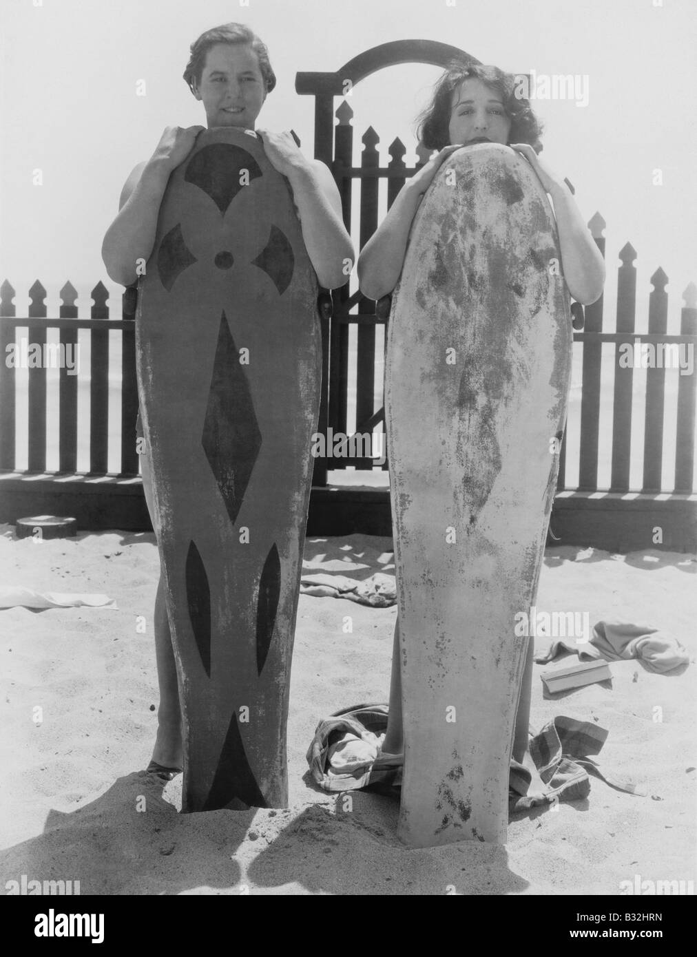 Smiling woman surfing on Black and White Stock Photos & Images - Alamy