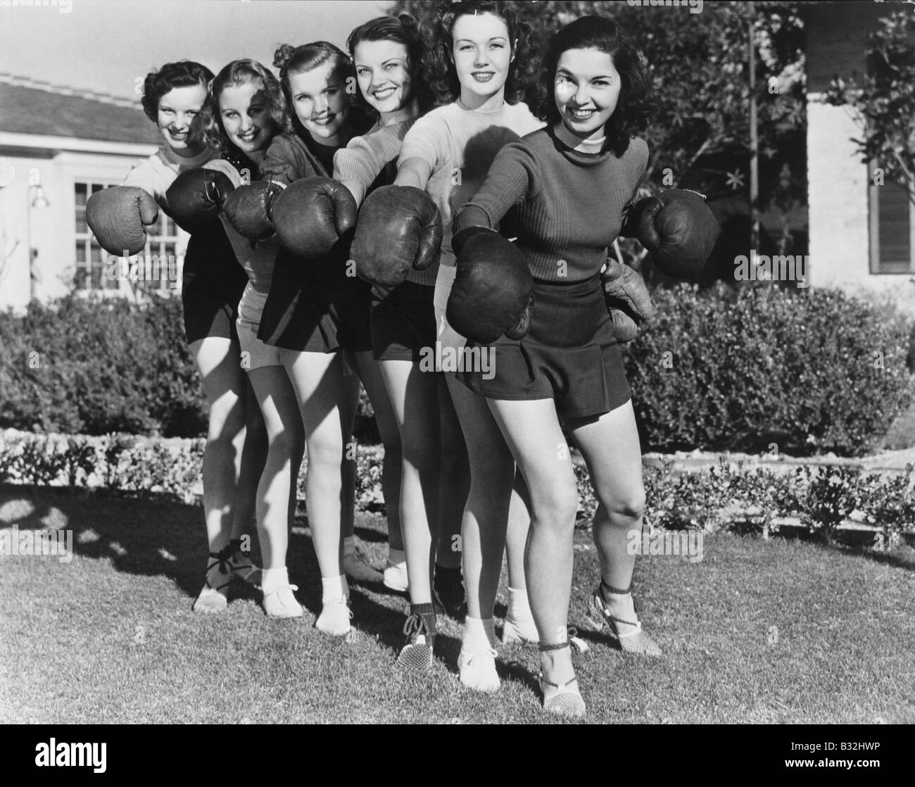 Historical female boxing hi-res stock photography and images - Alamy