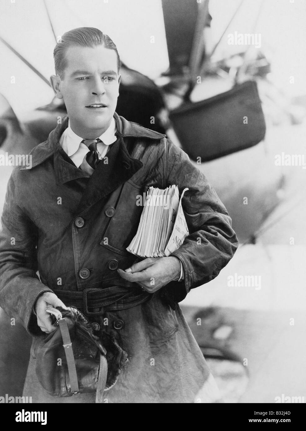 Flew in hi-res stock photography and images - Alamy