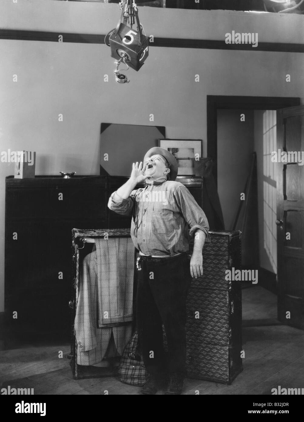 Boom mic filming hi-res stock photography and images - Alamy