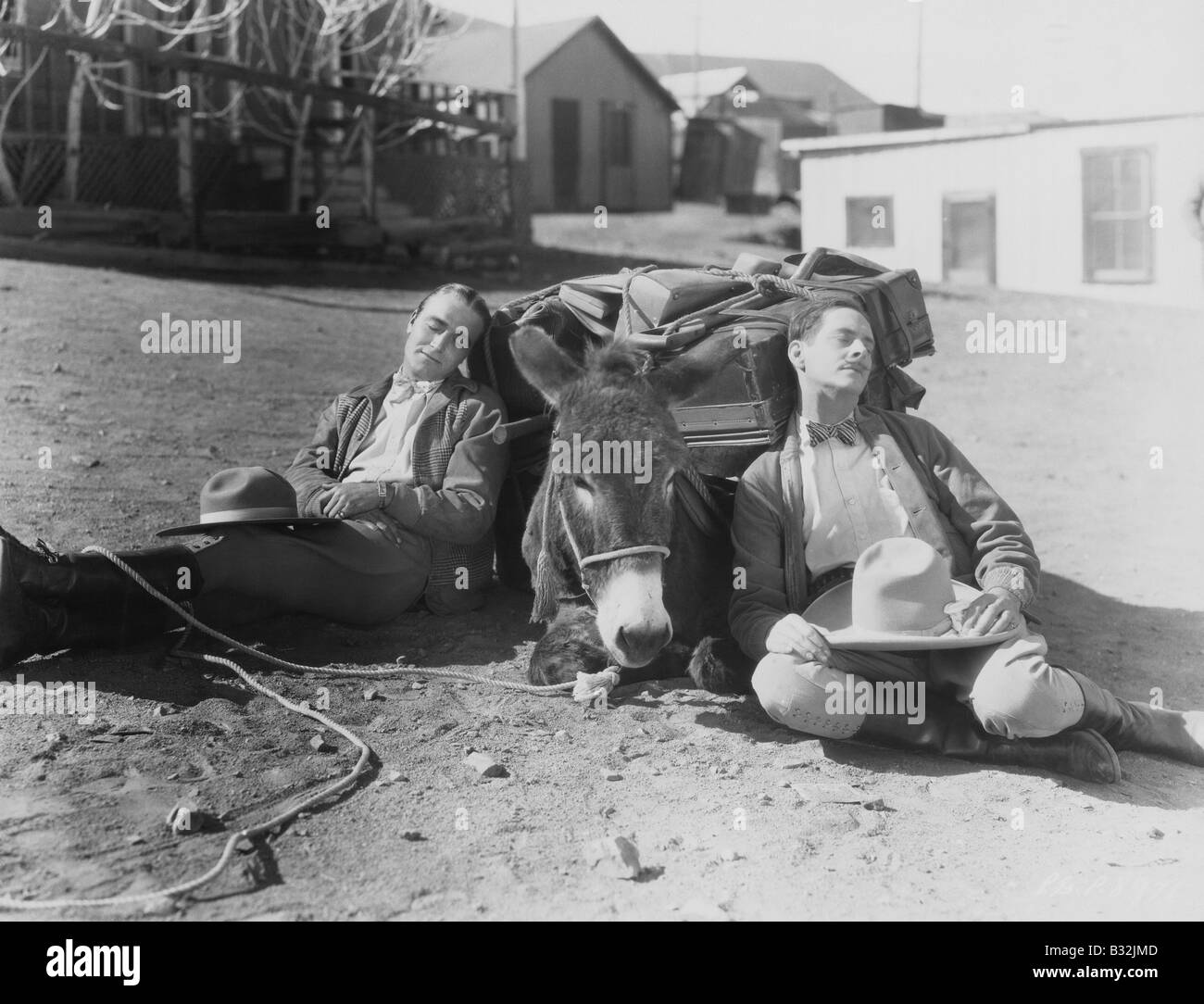 Weary travelers hi-res stock photography and images - Alamy