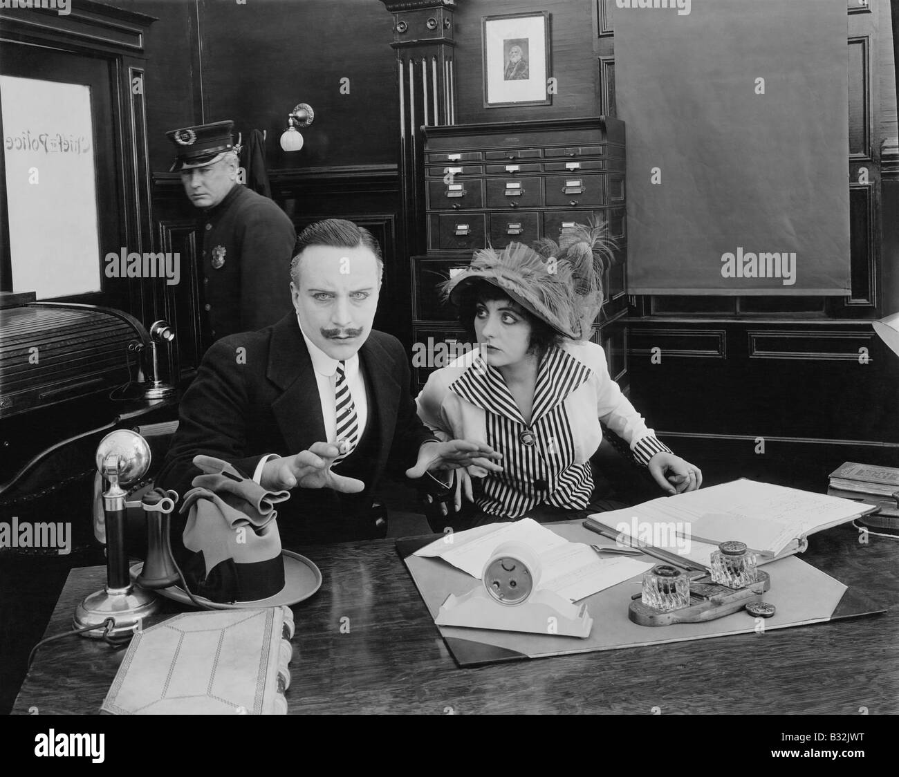 Transfixed hi-res stock photography and images - Alamy