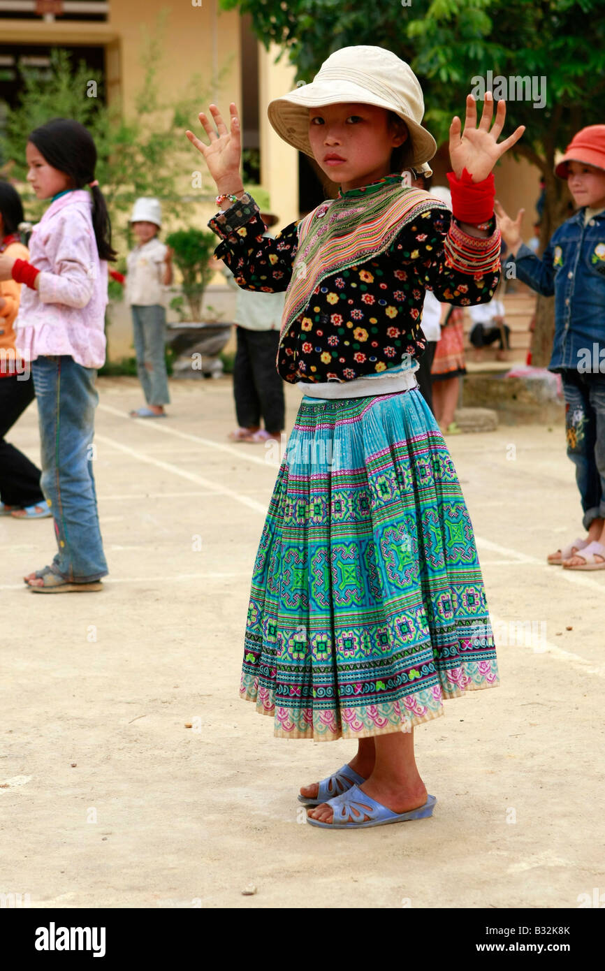 Hmong students hi-res stock photography and images - Alamy
