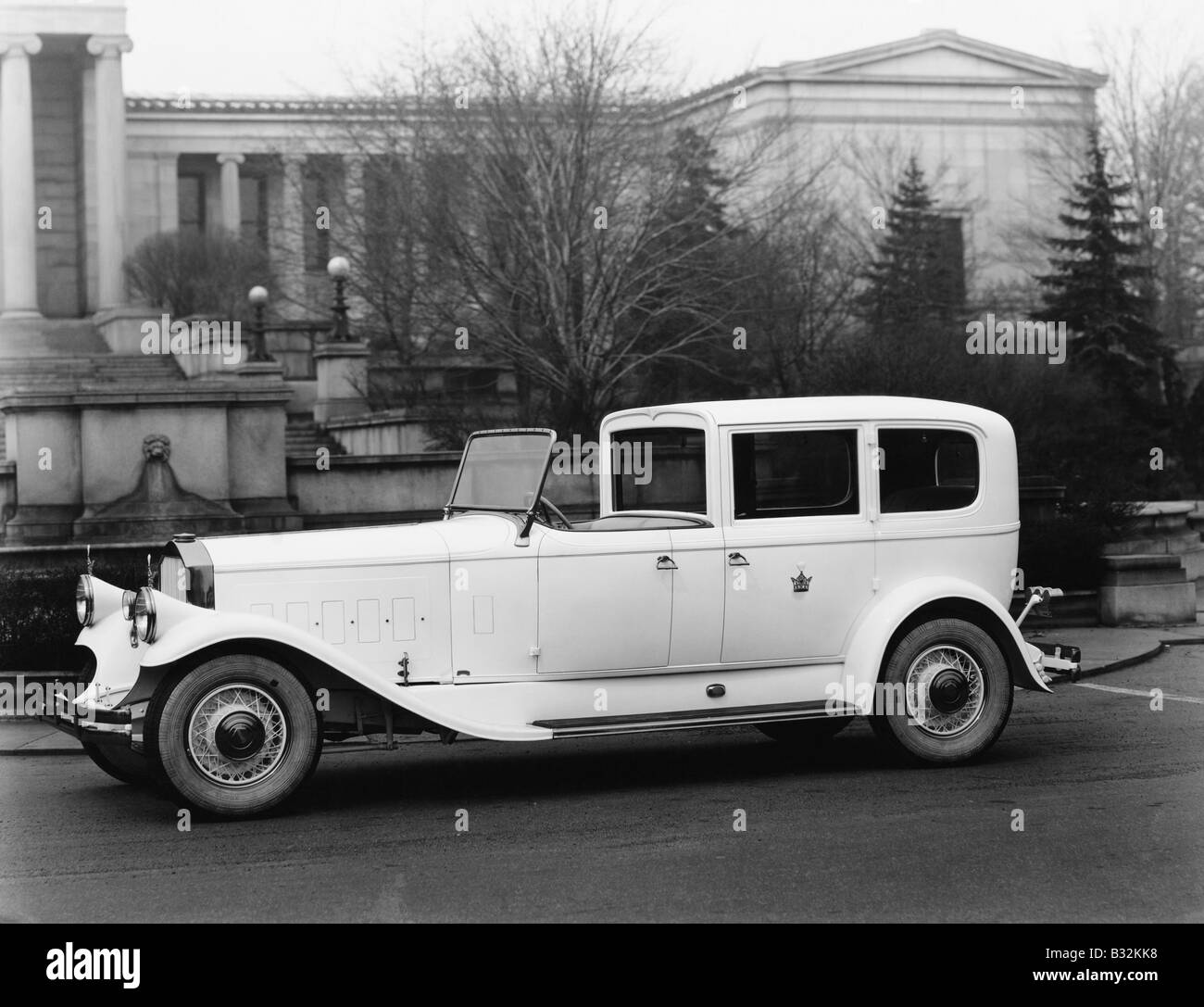 Classic car exterior Black and White Stock Photos & Images - Alamy