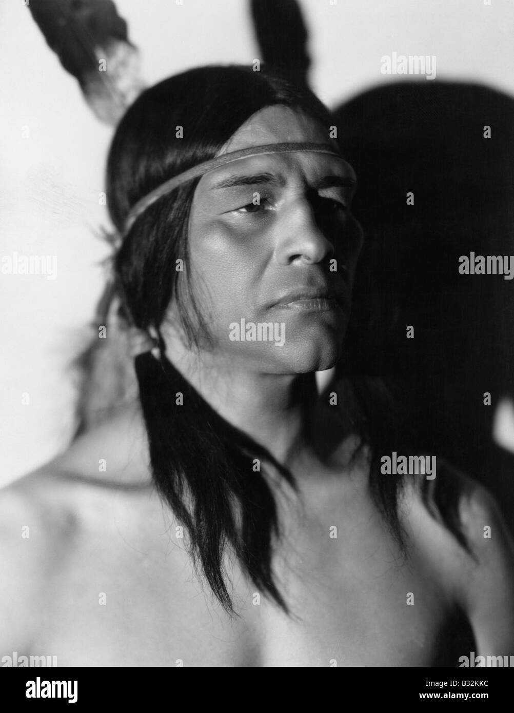 Portrait of Native American man Stock Photo - Alamy