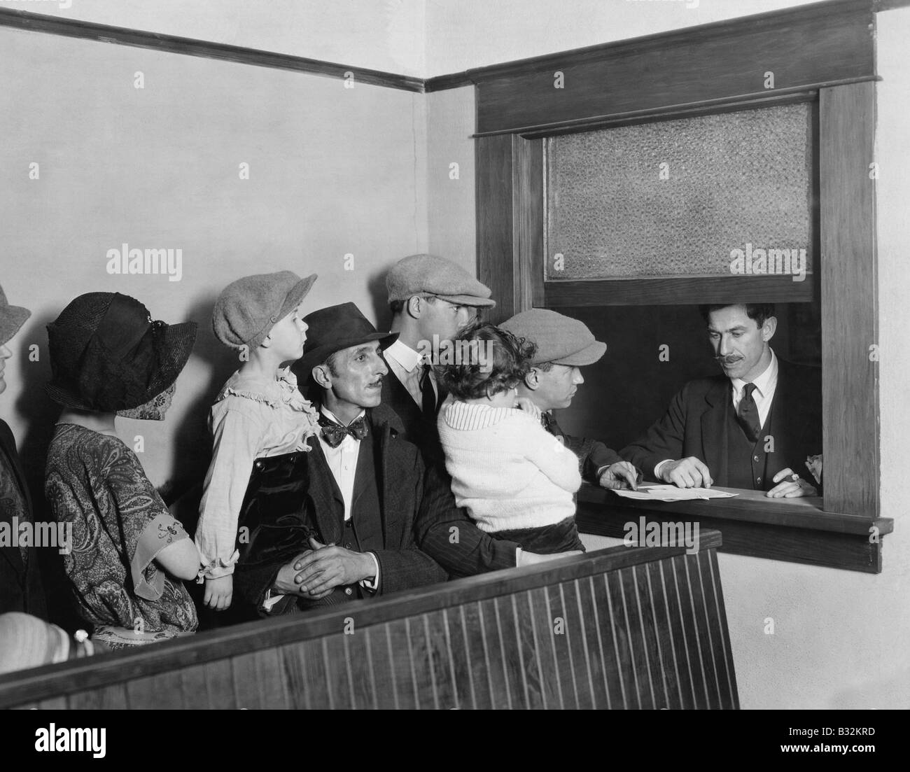 Lined window Black and White Stock Photos & Images - Alamy