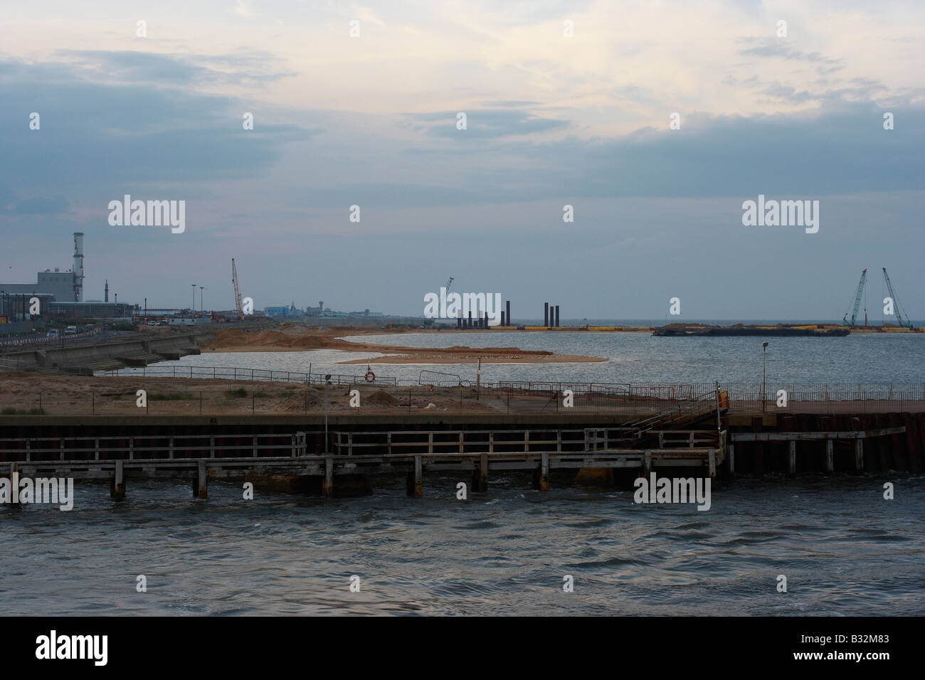 great yarmouth outer harbour Stock Photo - Alamy