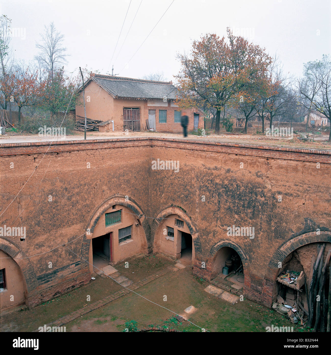 House cave china hi-res stock photography and images - Alamy