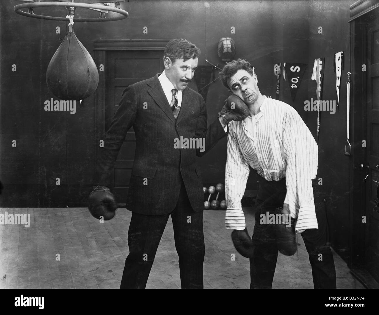 Historical boxing gym hi-res stock photography and images - Alamy