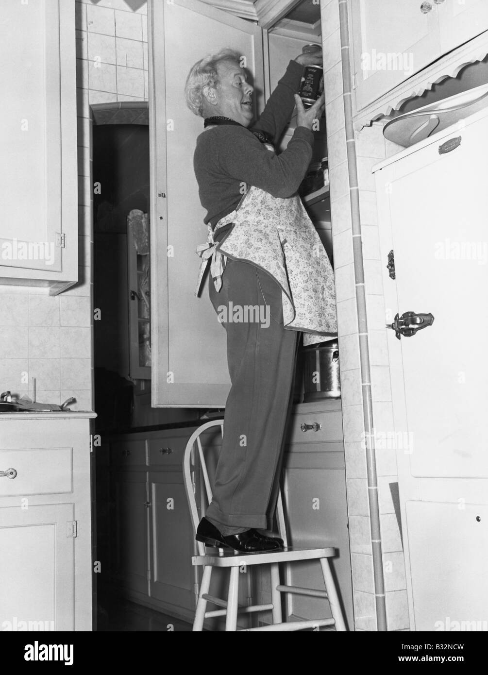 Retro 50's kitchen hi-res stock photography and images - Alamy