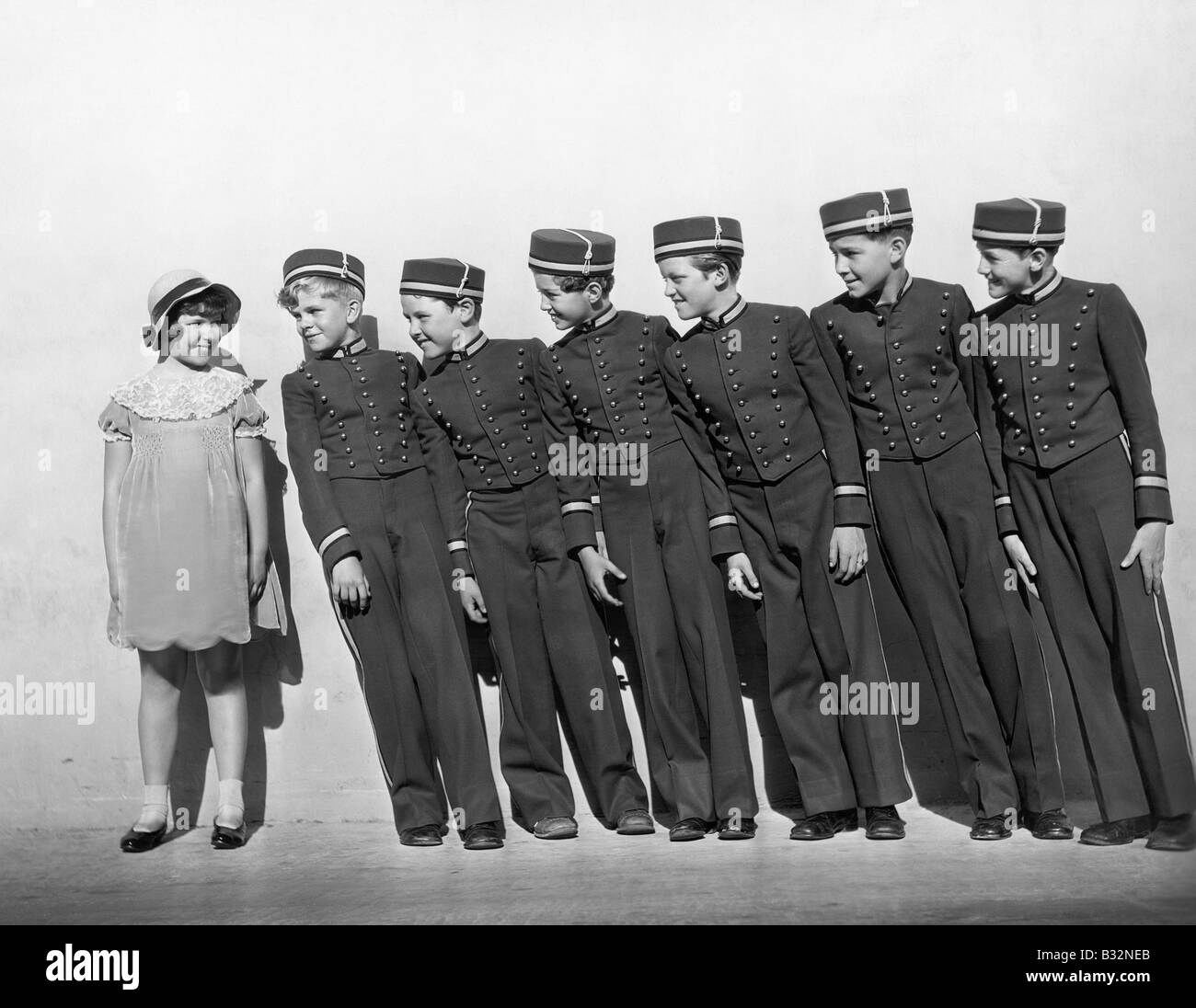 Bellhops hi-res stock photography and images - Alamy