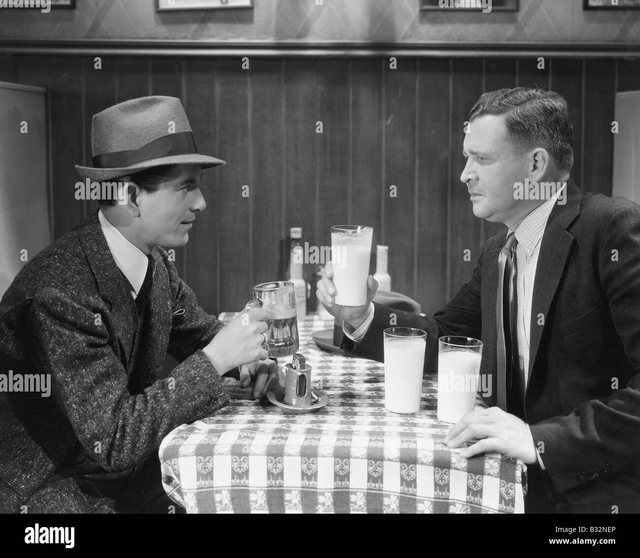 Portrait two friends young Black and White Stock Photos & Images - Alamy