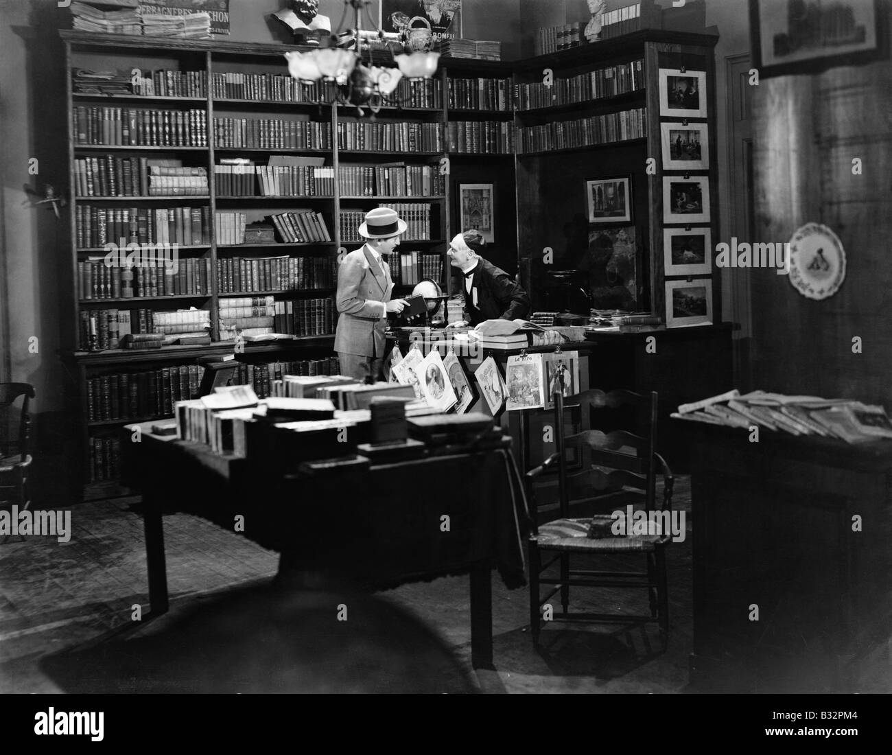 Man shop sale in Black and White Stock Photos & Images - Alamy