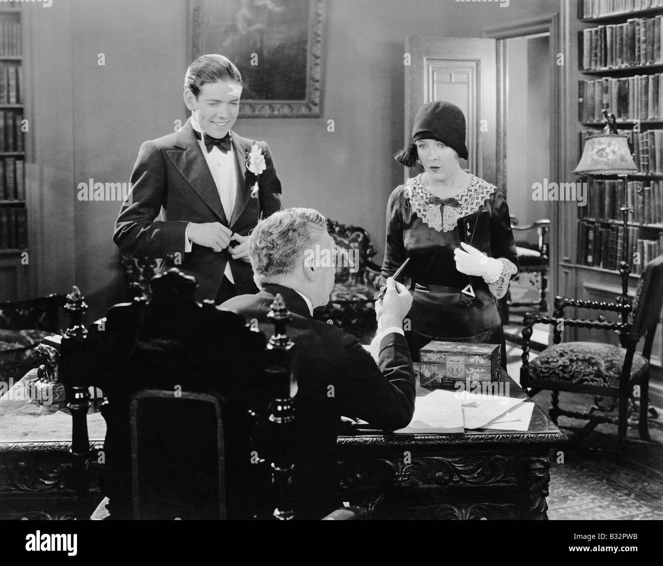 Young man woman talking female Black and White Stock Photos & Images ...