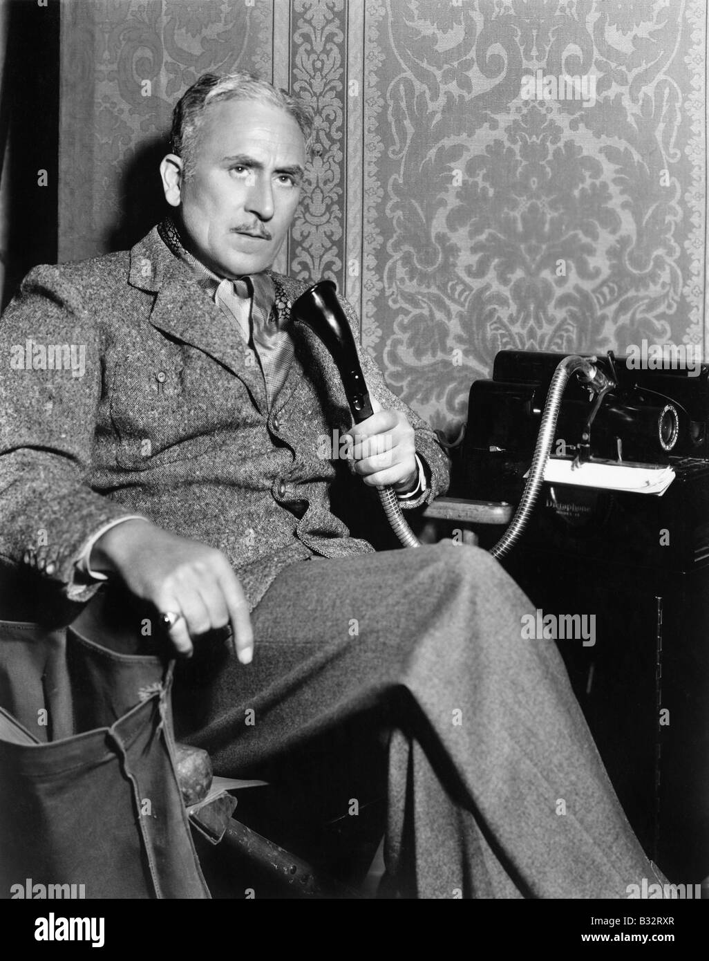 Speak old man Black and White Stock Photos & Images - Alamy