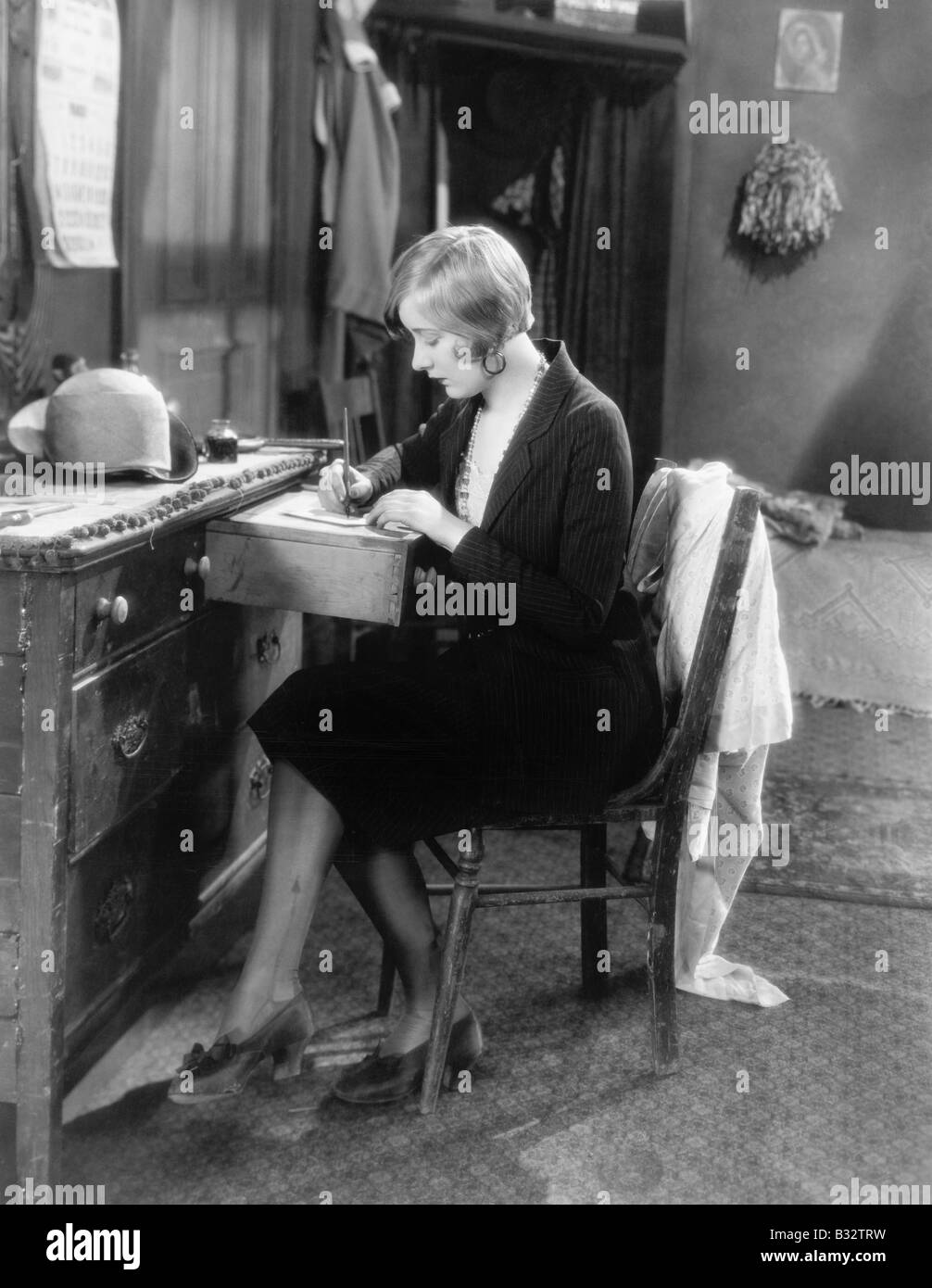 Scribe writing at desk hi-res stock photography and images - Alamy