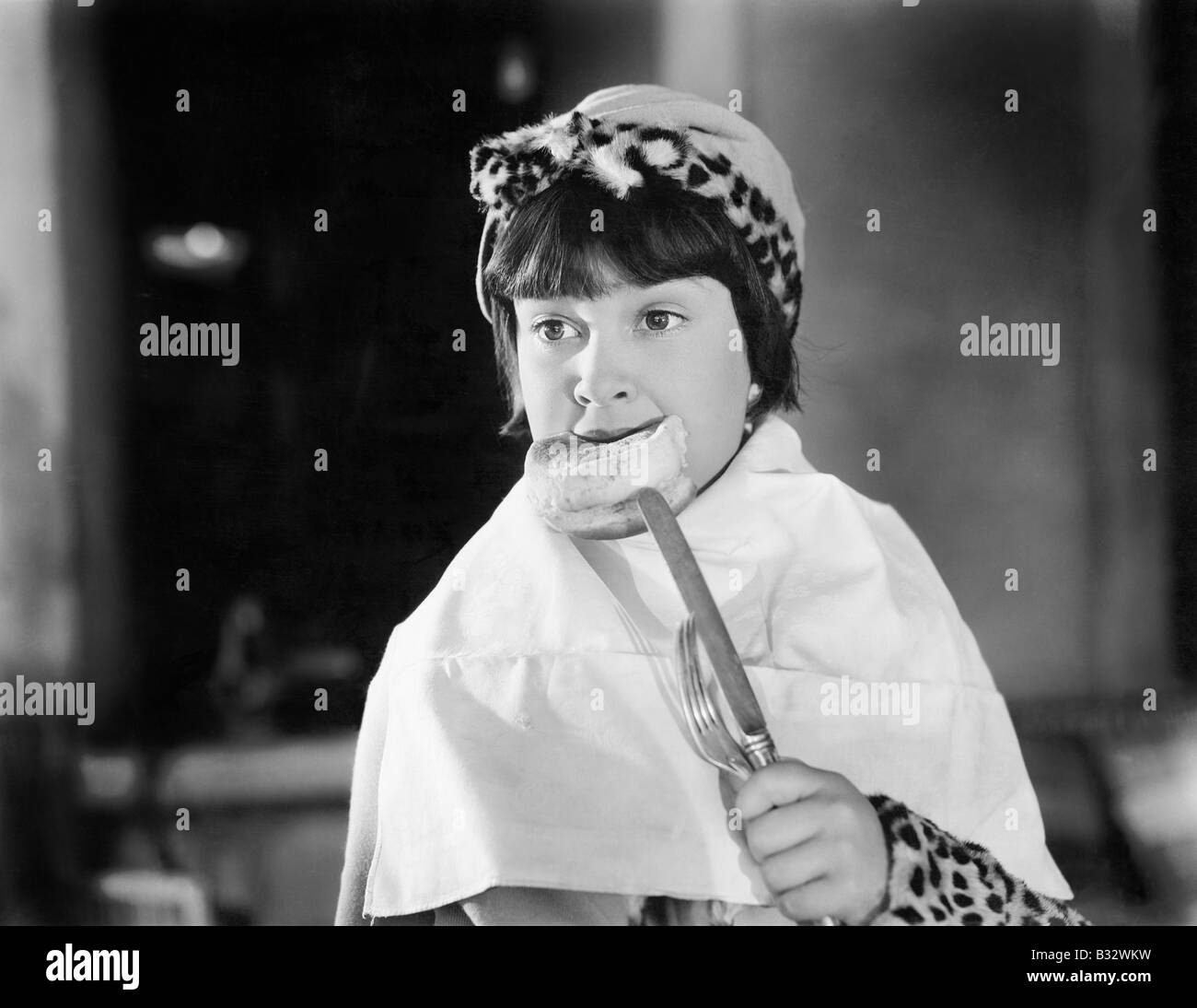 Retro girl eating hi-res stock photography and images - Alamy