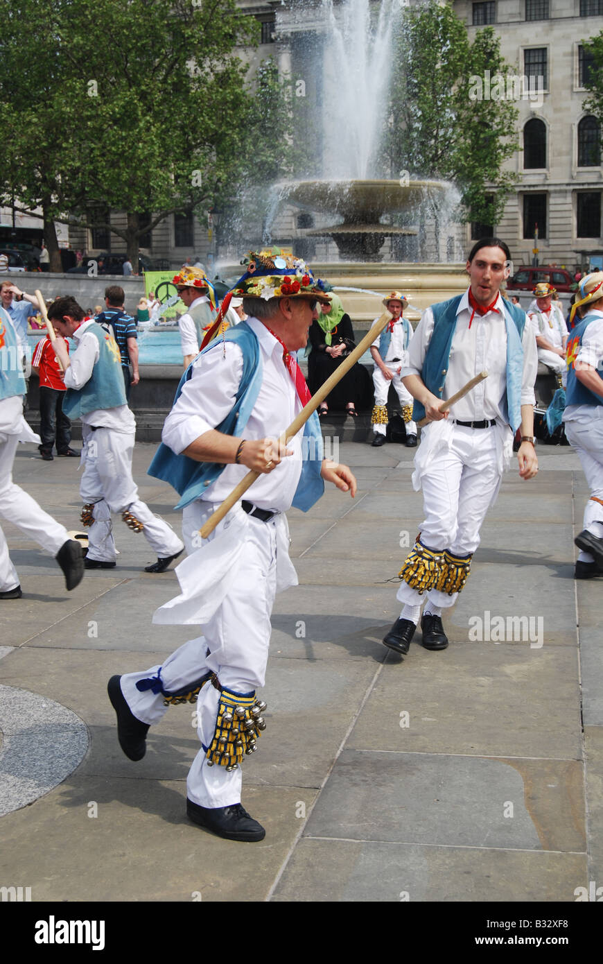 Morris men London Stock Photo - Alamy