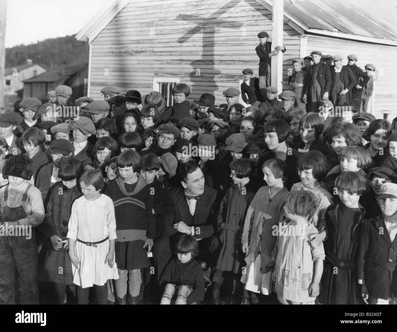 Listening school children Black and White Stock Photos & Images - Alamy