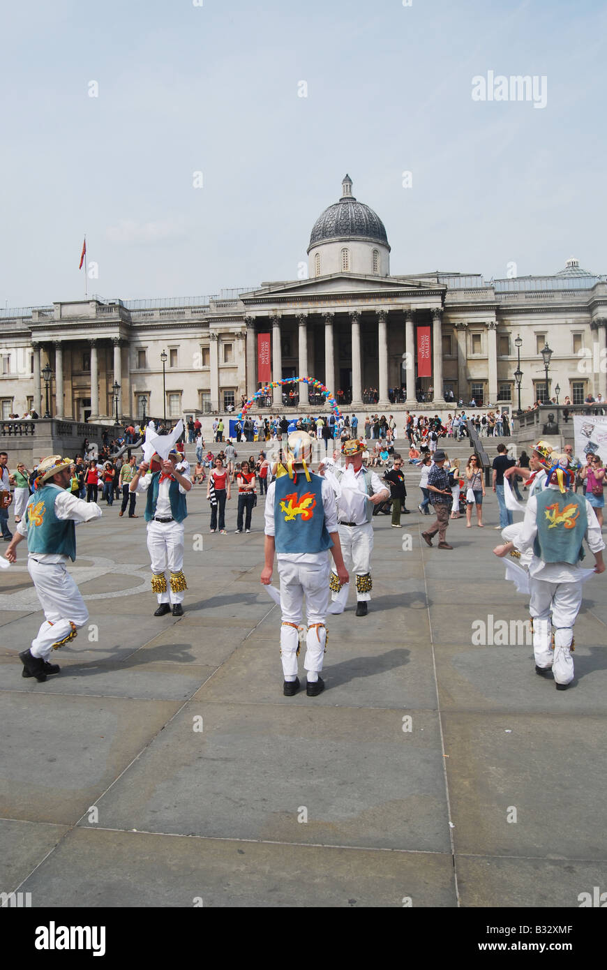 English folk custom hi-res stock photography and images - Alamy