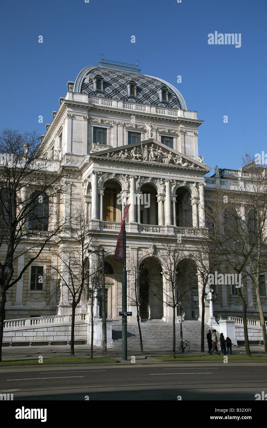 Vienna, University of Vienna Stock Photo - Alamy