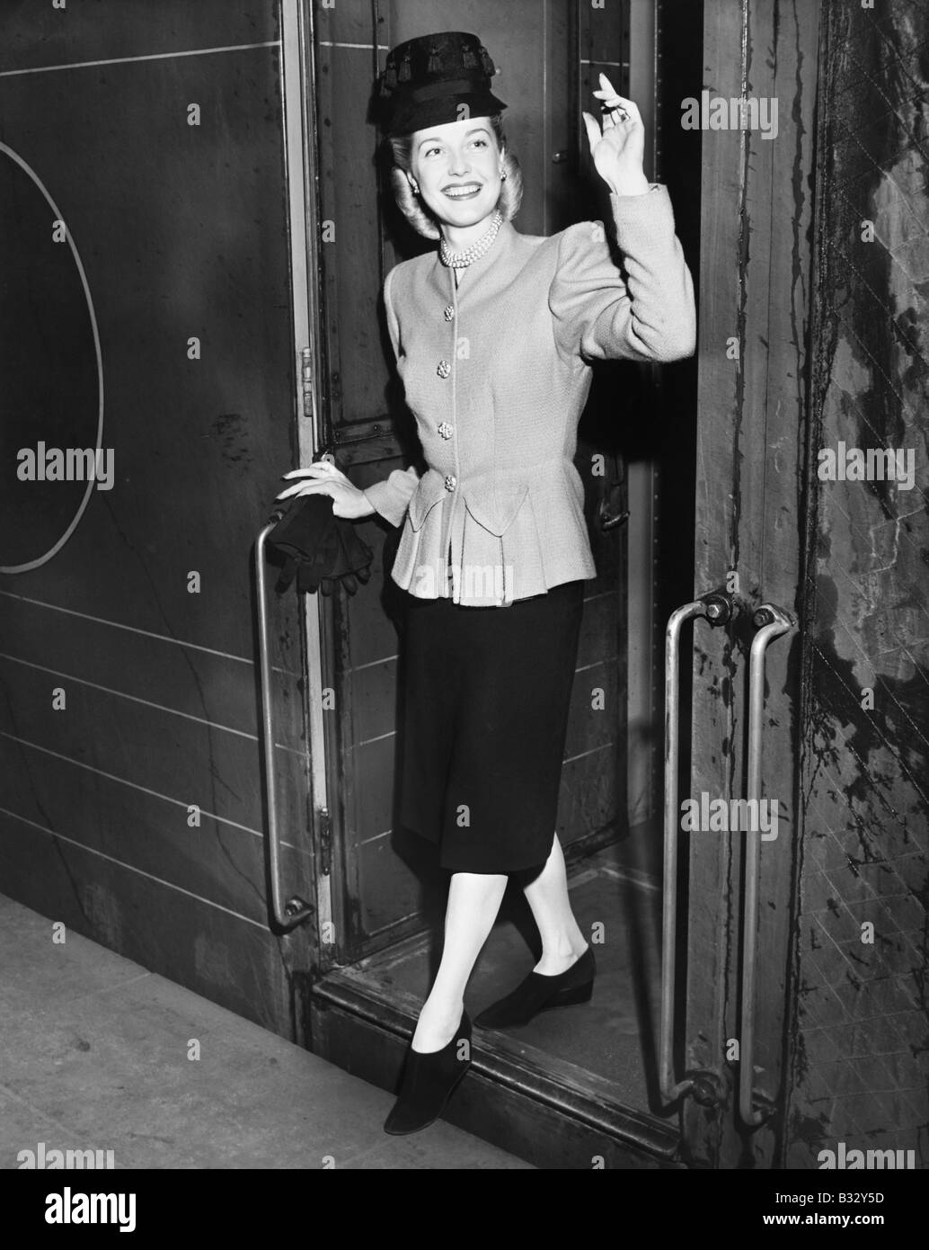 Stepping off train hi-res stock photography and images - Alamy