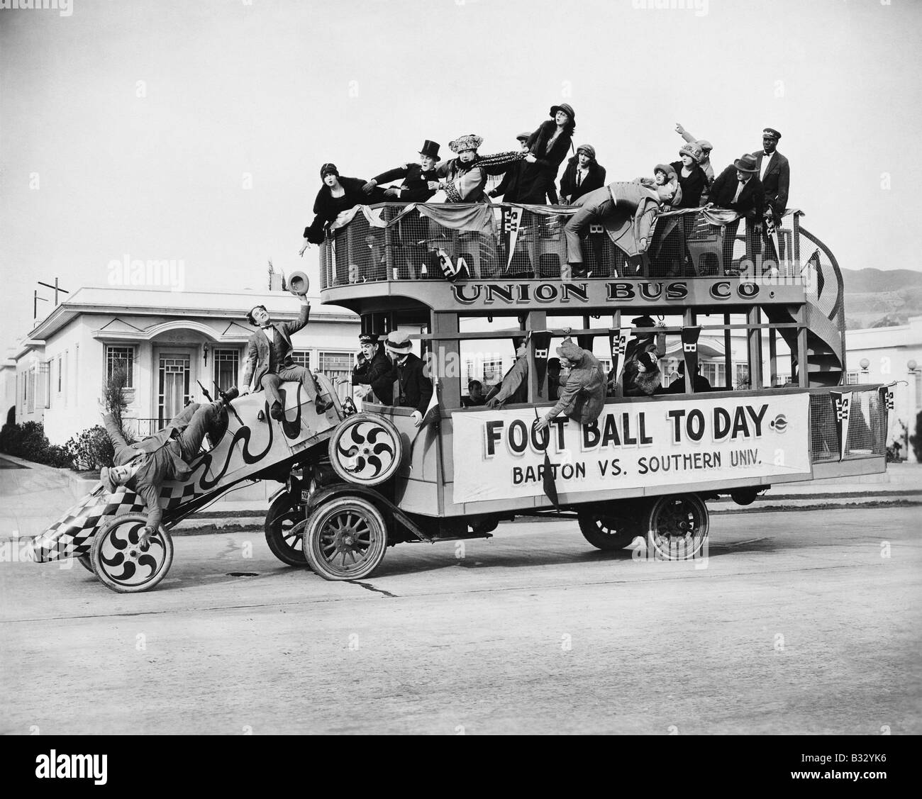 Men bus party hi-res stock photography and images - Alamy