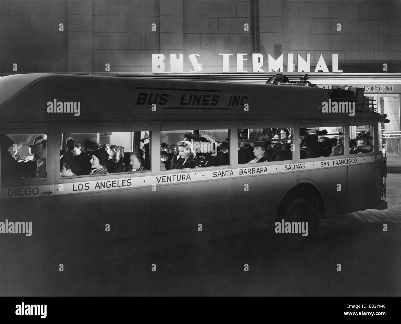 Departure bus Black and White Stock Photos & Images - Alamy