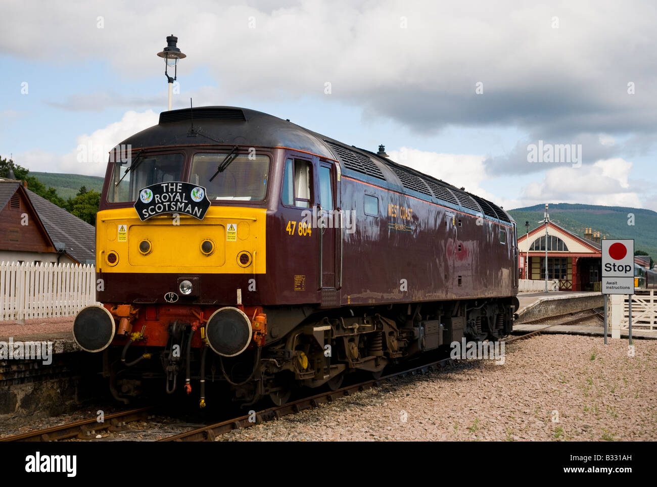 Royal class 47 locomotive hi-res stock photography and images - Alamy